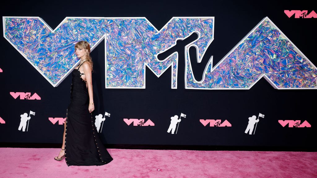 How Artists Qualify for MTV VMAs Consideration