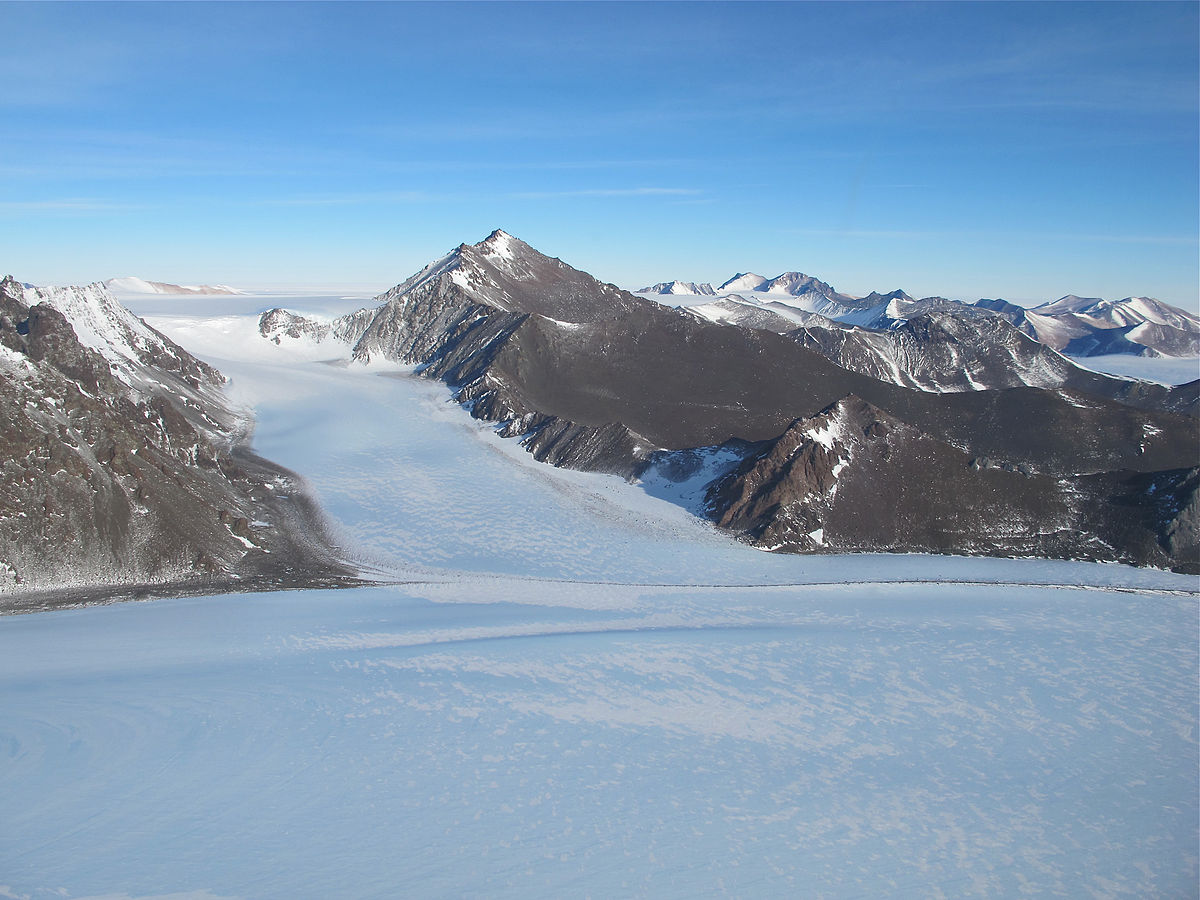 The Ultimate Guide to Reaching Dufek Massif Mountains