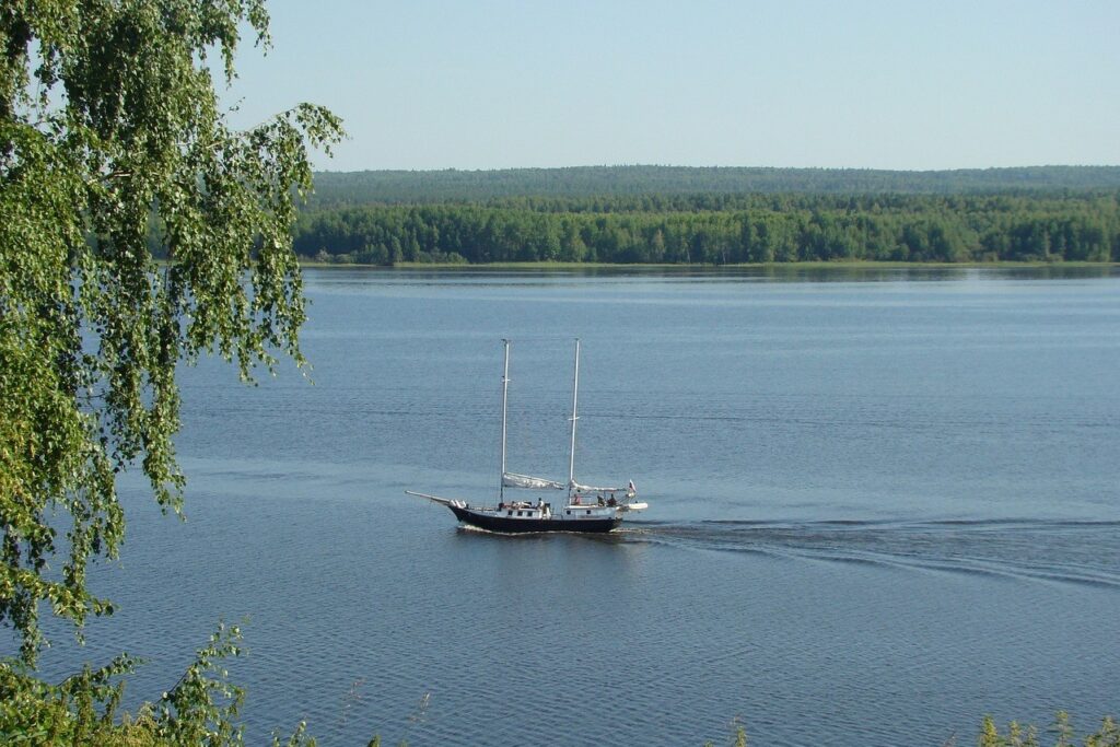 Exploring the Routes to Reach Pechora River: A Travel Guide